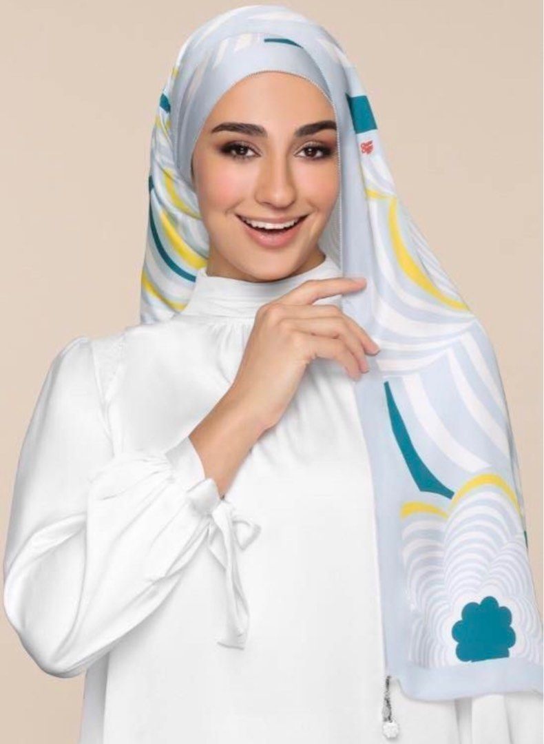 dUCk x Chupa Chups, Women's Fashion, Muslimah Fashion, Hijabs on Carousell