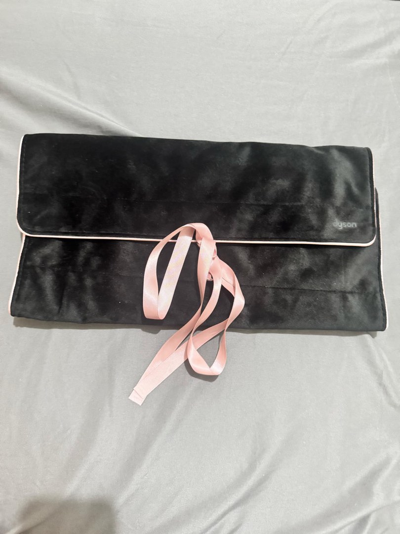 Dyson Airwrap Travel Pouch in Black and Rose, Women's Fashion, Bags ...