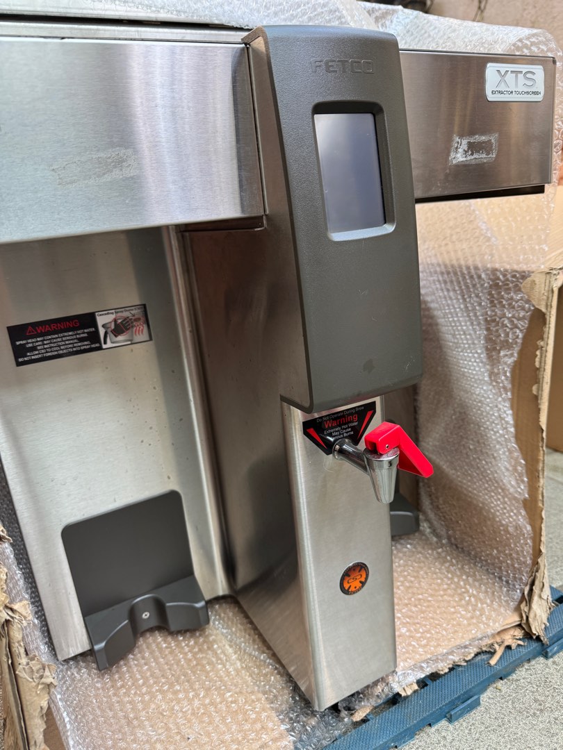 Fetco Coffee Brewer (2 Station) for Commercial Use, 家庭電器, 廚房電器, 咖啡機及咖啡壺 ...