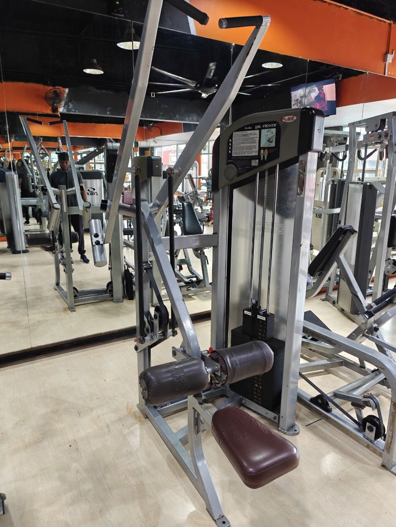 Flex Fitness (Star Trac) Lat Flexor Back Pulldown Gym Fitness Equipment ...