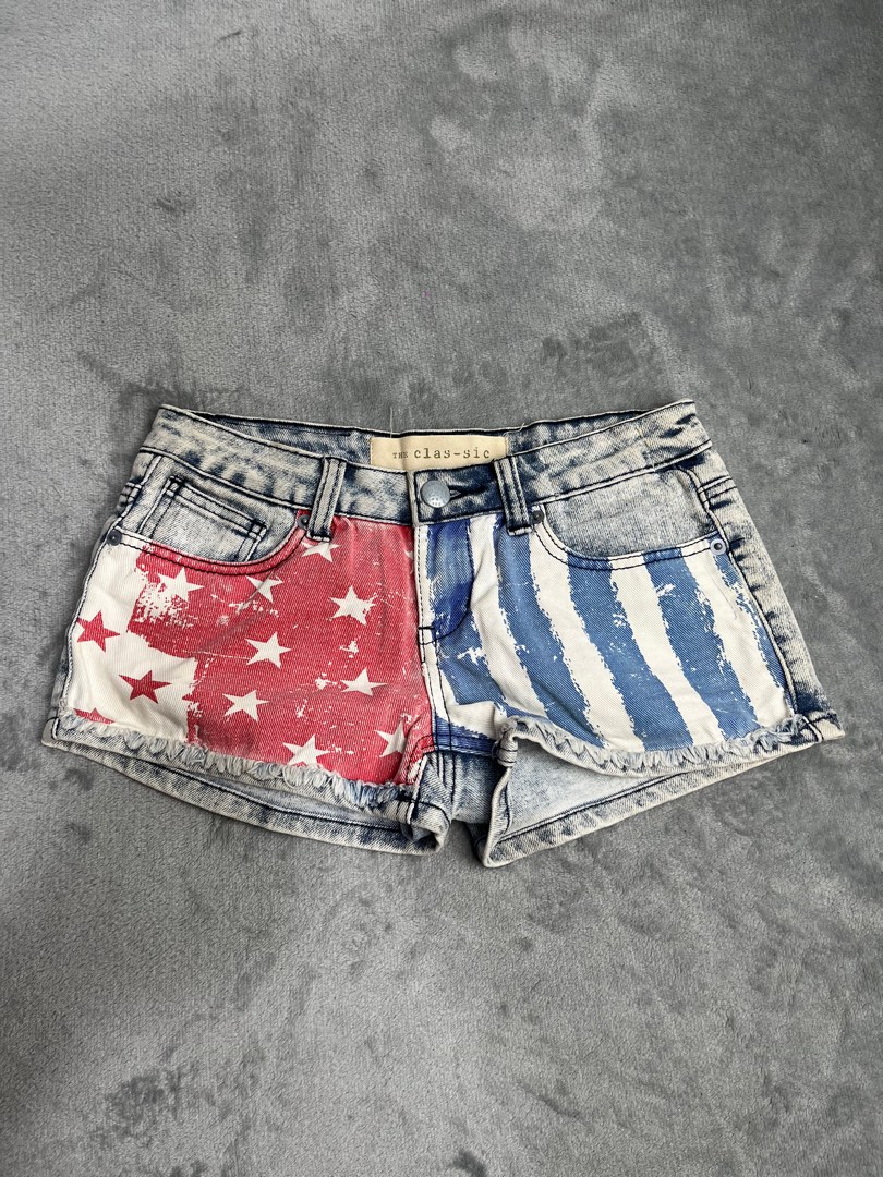 Graphic American flag Micro shorts hysteric grunge alt emo aesthetic ...