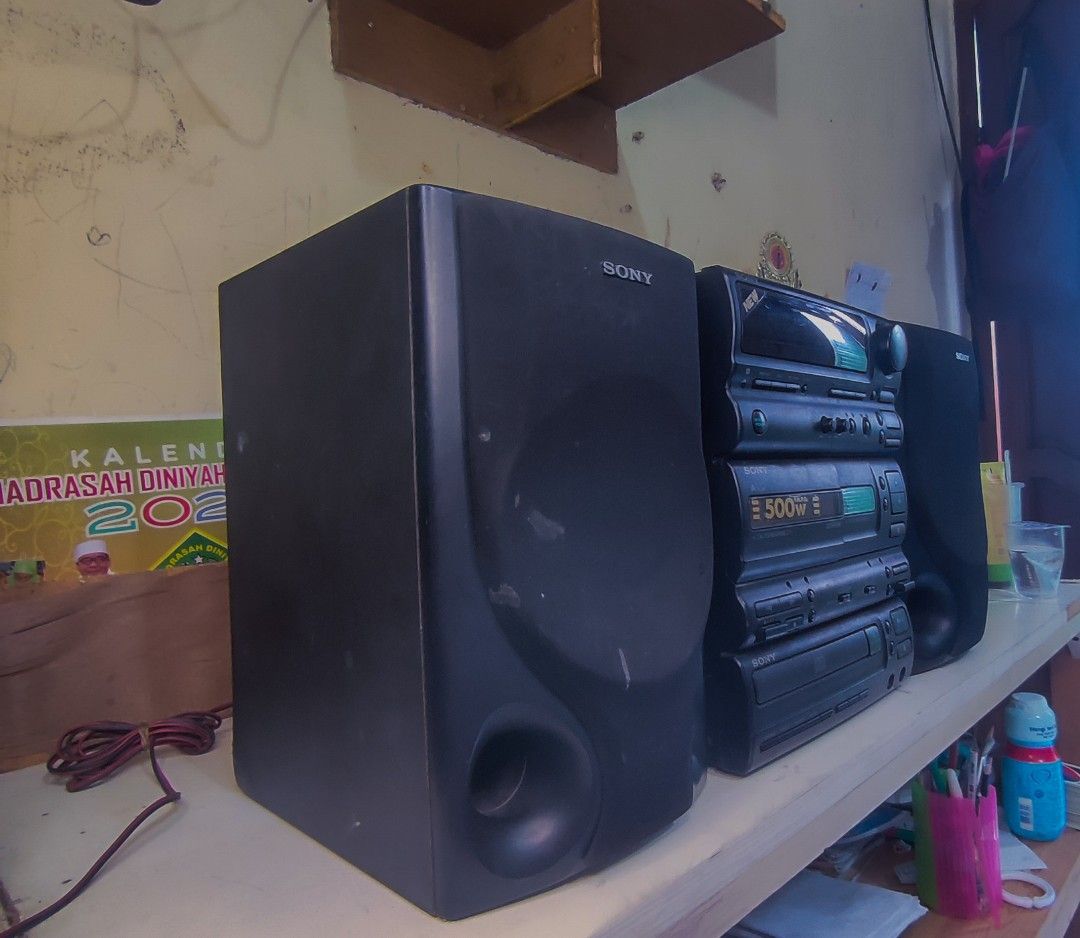 HI -FI MINI COMPO SONY FH -B711, Musik & Media, CD, DVD & Lainnya di ...