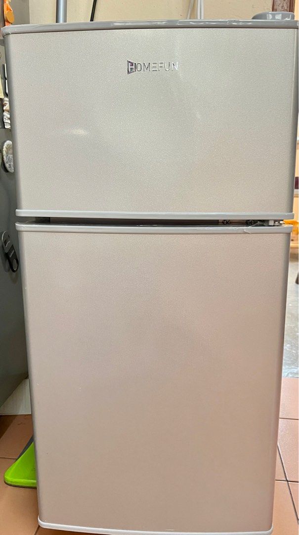 HOMEFUN SMALL FRIDGE 145L, TV & Home Appliances, Kitchen Appliances ...