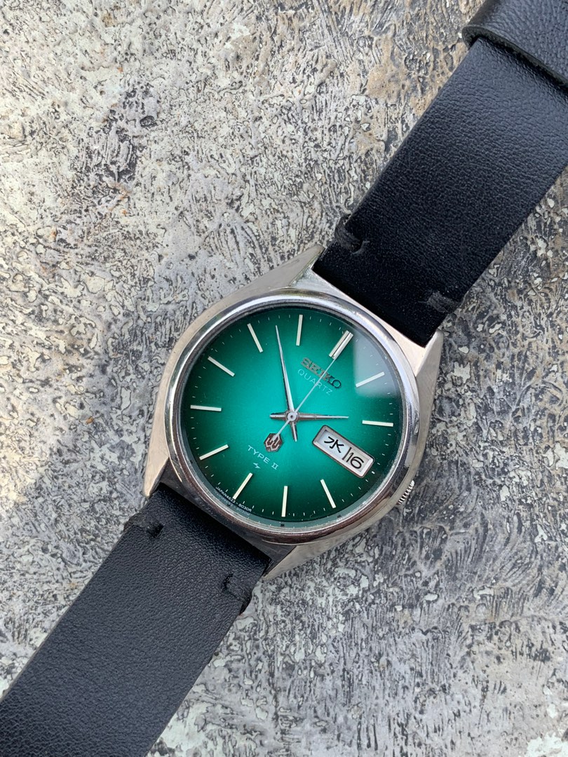 jam tangan Seiko quartz Type II langka jdm green sunburst siluet dial ...