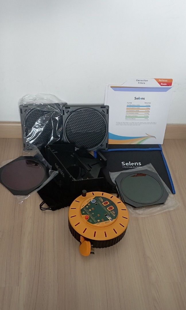 Lighting and color correction kit, Photography, Photography Accessories ...