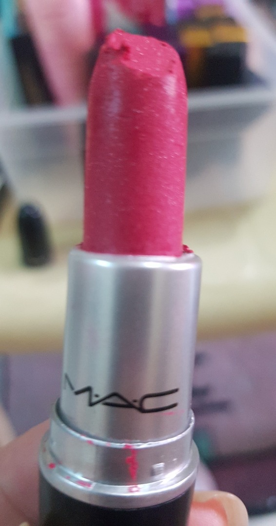 MAC BOMBSHELL DAMAGE LIPSTICK FROM US BOX, Beauty & Personal Care, Face ...