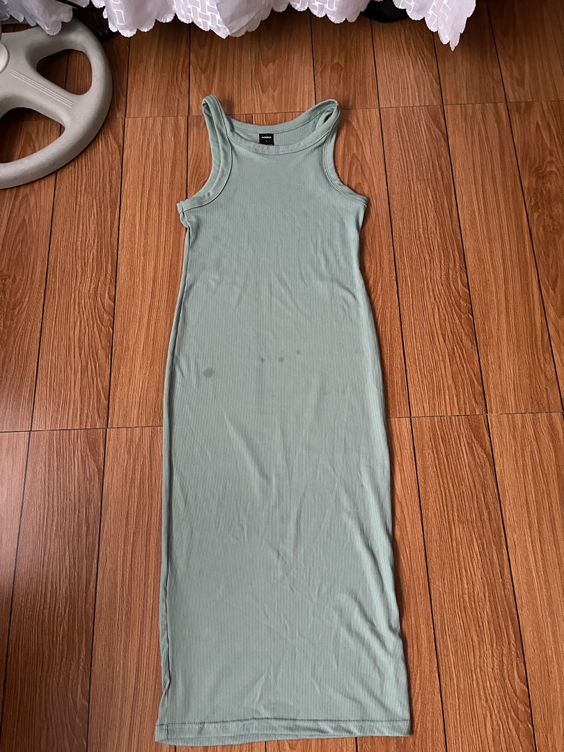 MERA halter bodycon dress, Women's Fashion, Dresses & Sets, Dresses on ...