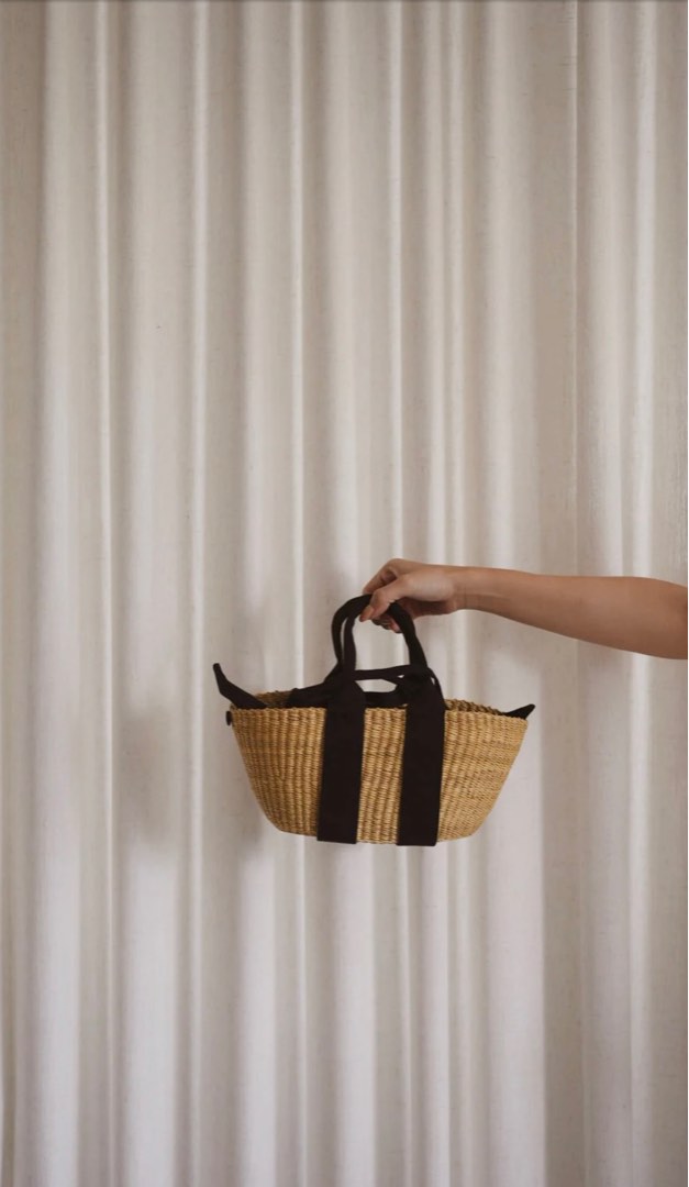 Muun mini George AGW, Women's Fashion, Bags & Wallets, Shoulder Bags on ...