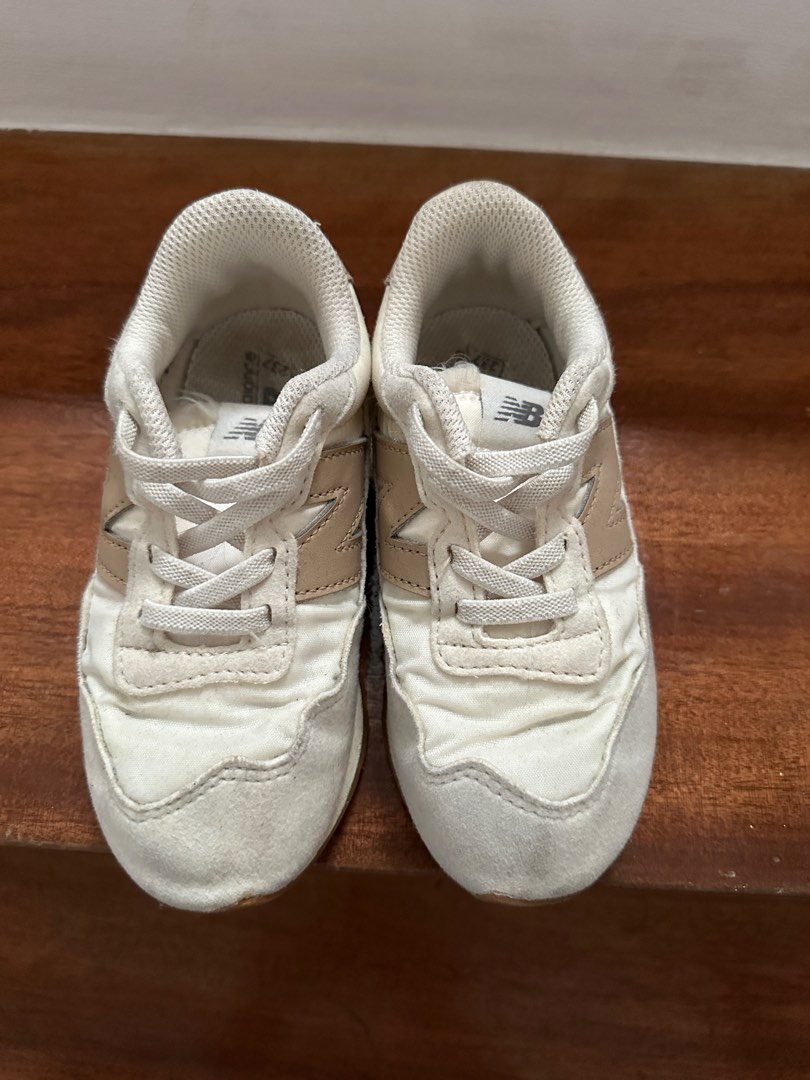 New Balance 237 US 10C, Babies & Kids, Babies & Kids Fashion on Carousell