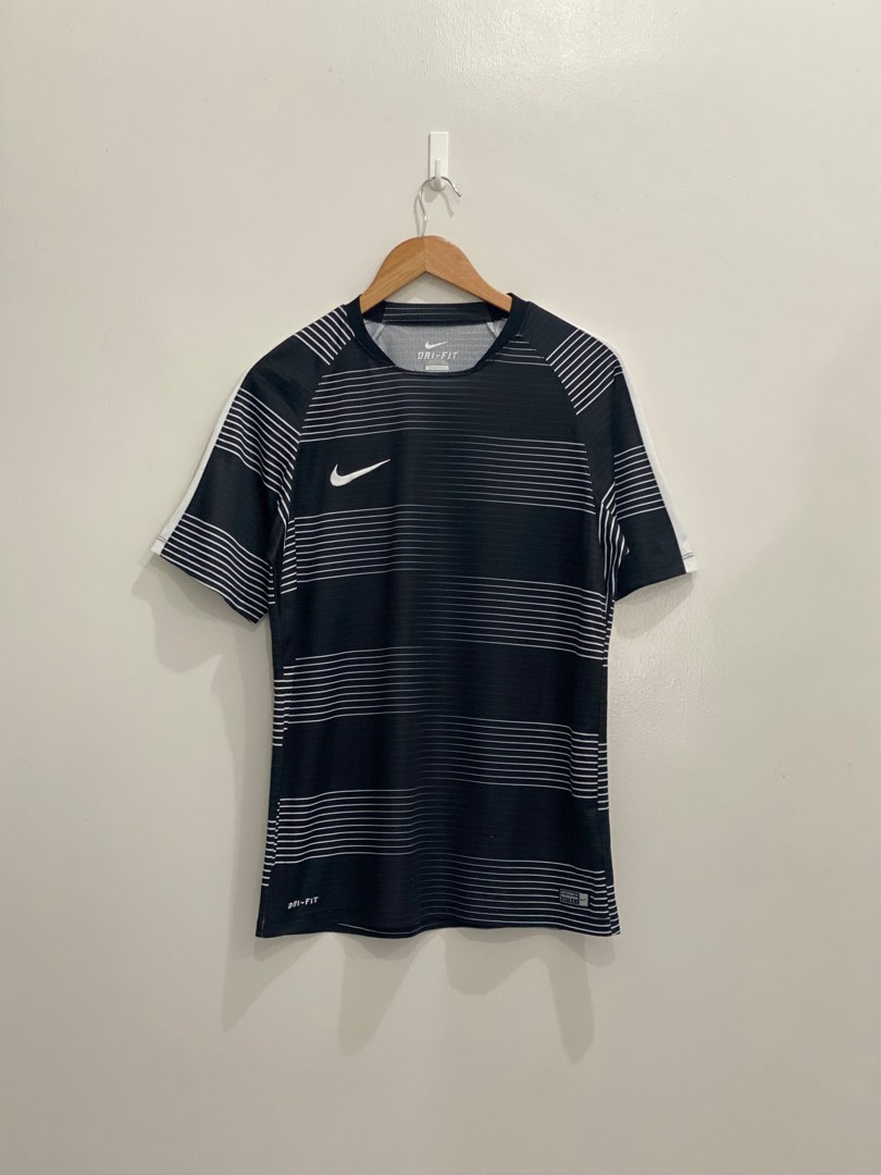 NIKE FLASH DRI FIT BLACK STRIPES, Men's Fashion, Activewear on Carousell