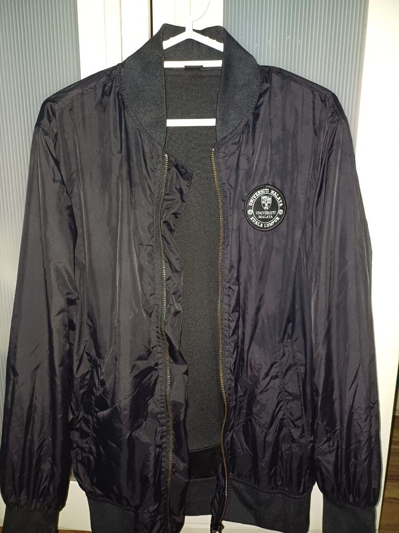 Official UM Bomber Jacket, Men's Fashion, Coats, Jackets and Outerwear ...