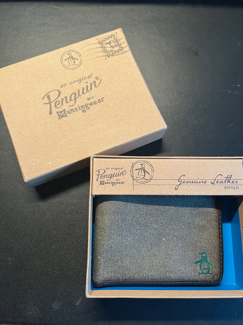 Penguin Original Bifold Olive Green Wallet, Men's Fashion, Watches ...