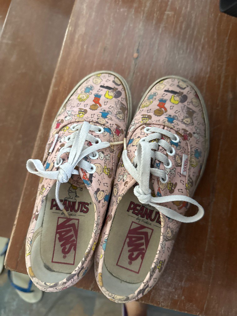 pink peanuts shoes, Women's Fashion, Footwear, Sneakers on Carousell