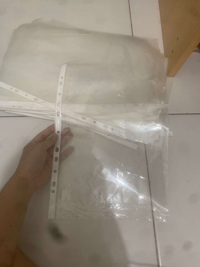 plastik isi file map (ambil semua), Buku & Alat Tulis, Majalah ...