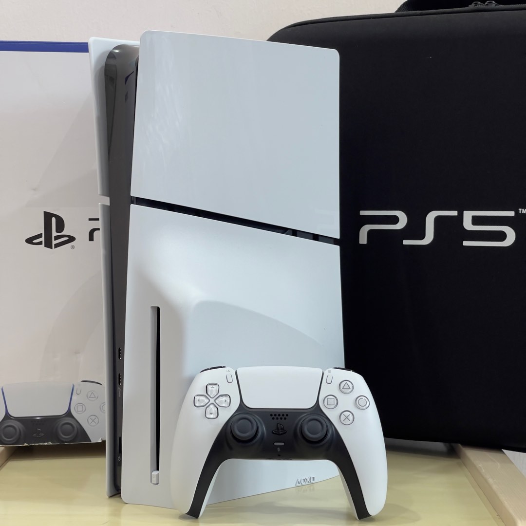 PS5 Slim Disc (Free Bag) *Warranty till Jan 2026, Video Gaming, Video ...