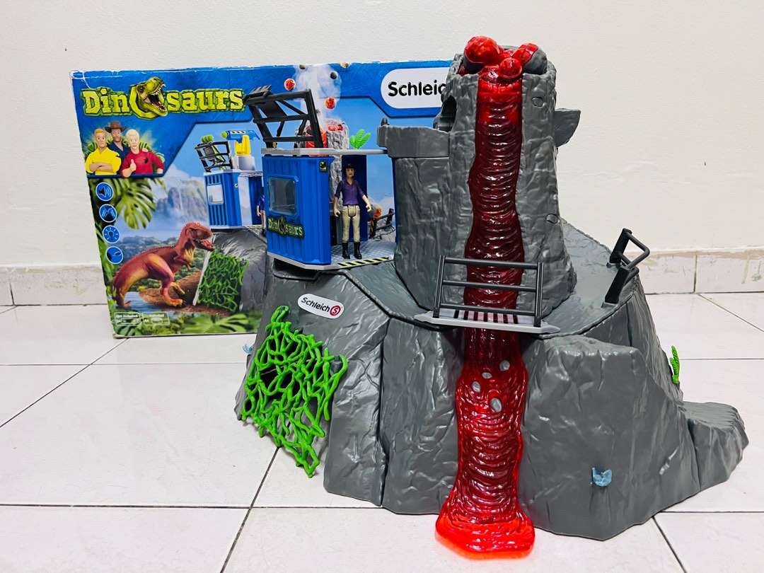Schleich Dinosours Giant Volcano Playset 42564, Hobbies & Toys, Toys ...