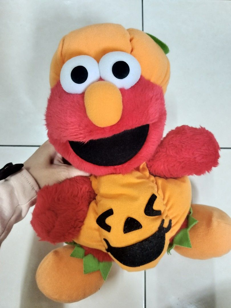 Sesame Street Elmo / Universal Studio Japan, Hobbies & Toys, Toys ...