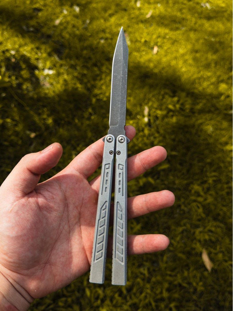 The One Falcon Balisong, Sports Equipment, Hiking & Camping on Carousell