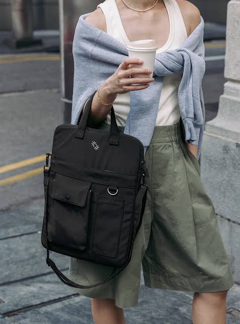 The Paper Bunny Utility Laptop Bag 15 inches, Computers & Tech, Parts & Accessories, Laptop Bags ...