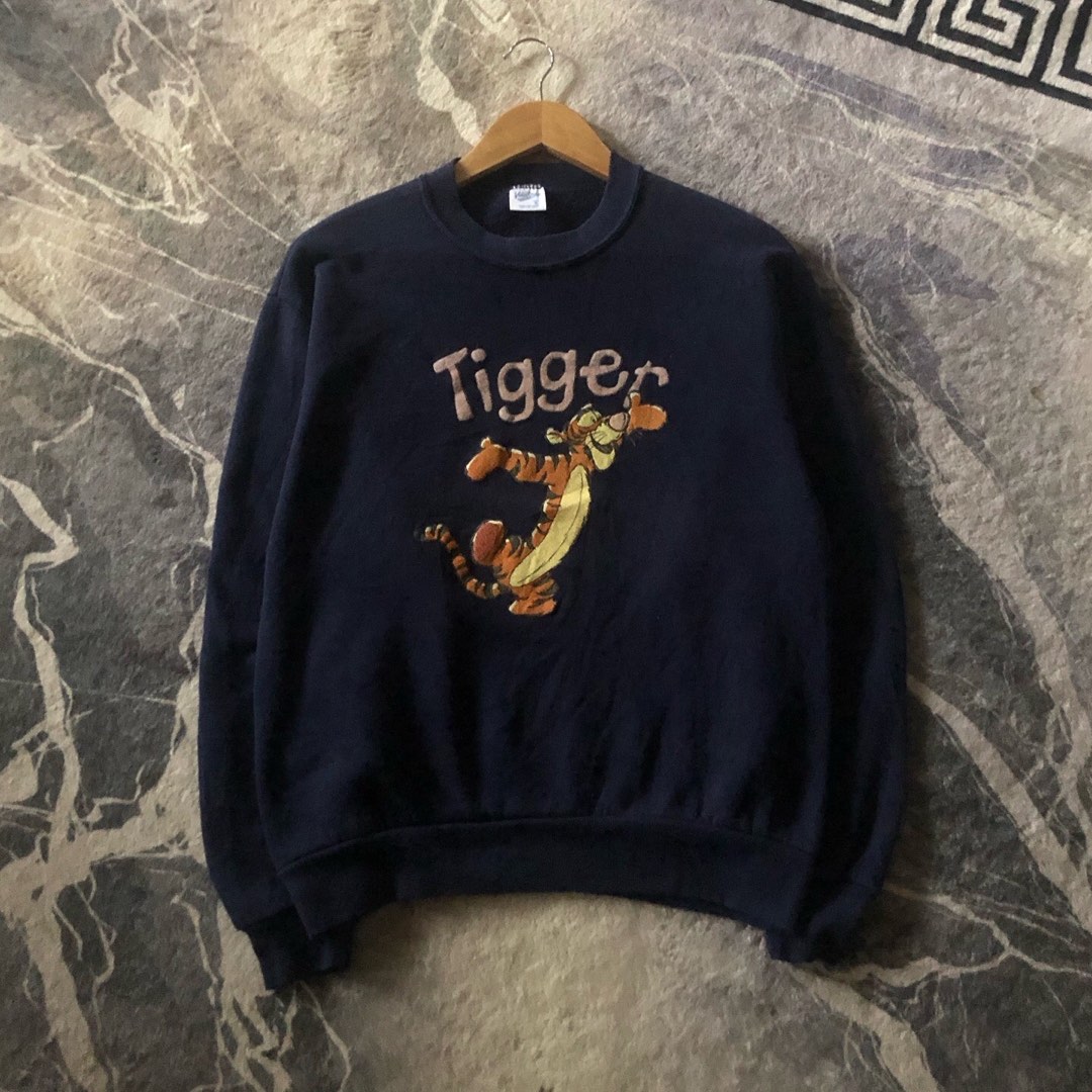 Vintage Tigger, Men's Fashion, Tops & Sets, Hoodies on Carousell