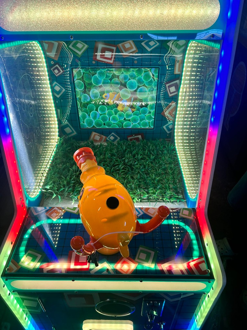 WATER SHOOTING ARCADE MACHINE, Hobbies & Toys, Toys & Games on Carousell