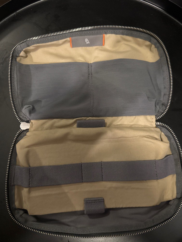 Bellroy Tech Pouch, Men's Fashion, Bags, Belt bags, Clutches and ...