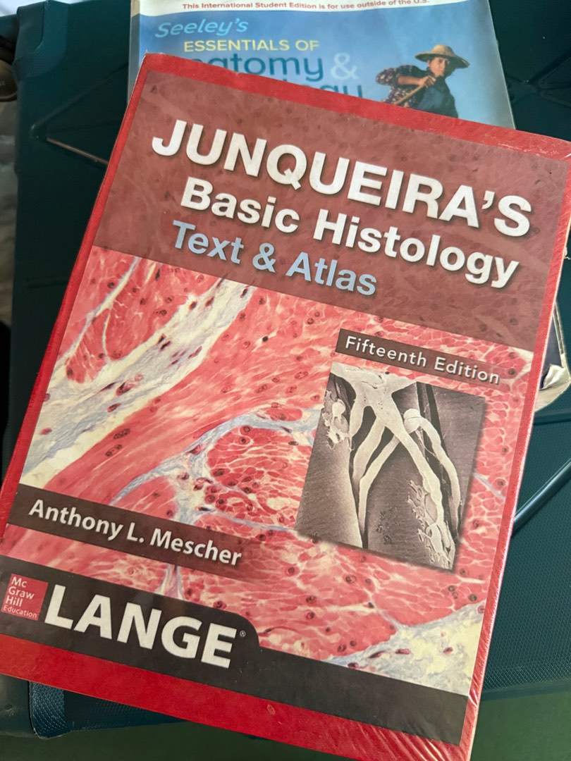 Junqueiras basic histology, Hobbies & Toys, Books & Magazines, Textbooks on Carousell