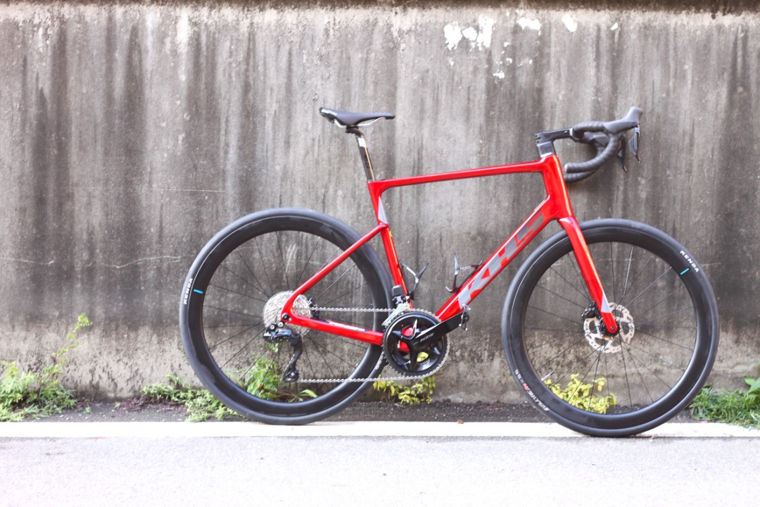 ~騎車趣~KHS FLITE 750 碳纖維公路車 SHIMANO DI2電子變速, 體育器材, 自行車及配件, 單車在旋轉拍賣
