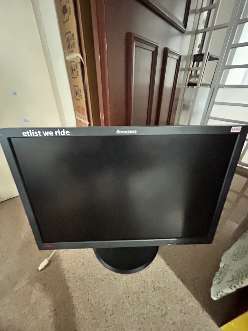 Lenovo LT2452PWC / 24″ Monitor, Computers & Tech, Desktops on Carousell