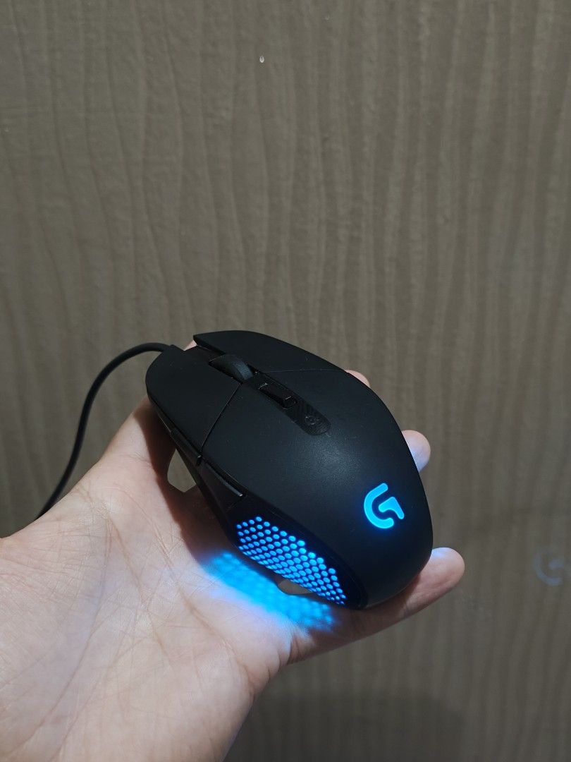 Logitech G302 Gaming Mouse Computers And Tech Parts And Accessories Mouse And Mousepads On Carousell