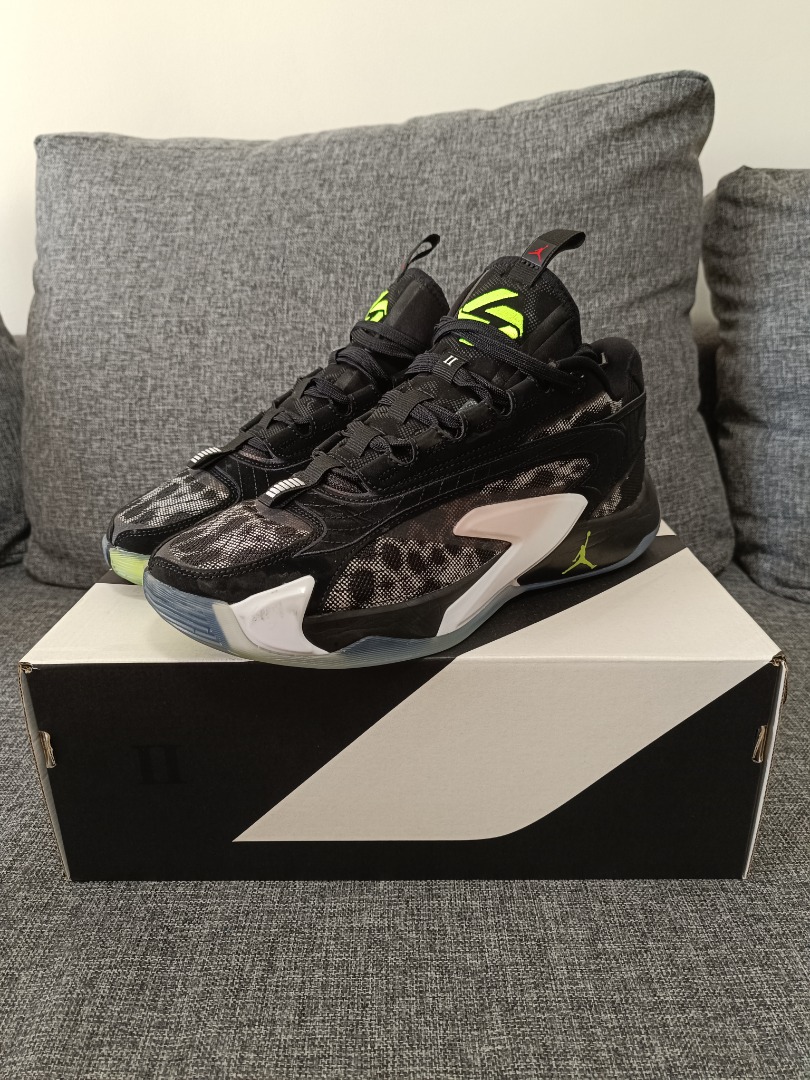 Luka 2 Black-Volt, Men's Fashion, Footwear, Sneakers on Carousell