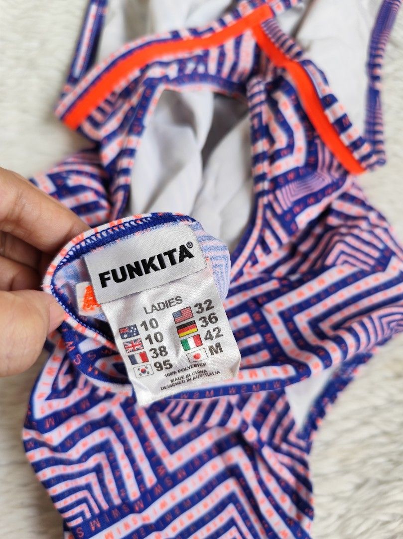 (M) Funkita Training Suit Swimsuit, Women's Fashion, Swimwear, Bikinis ...