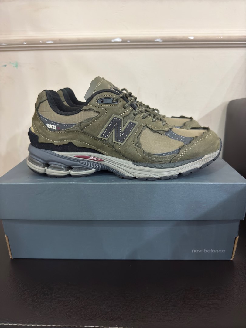 New balance 2002R (M2002RDN) classics traditionnels, Men's Fashion ...