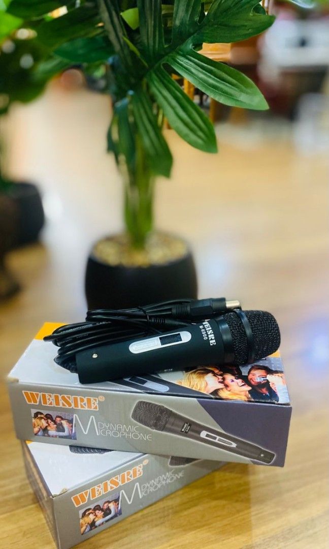 NEW WIRED MICROPHONE, Audio, Microphones on Carousell