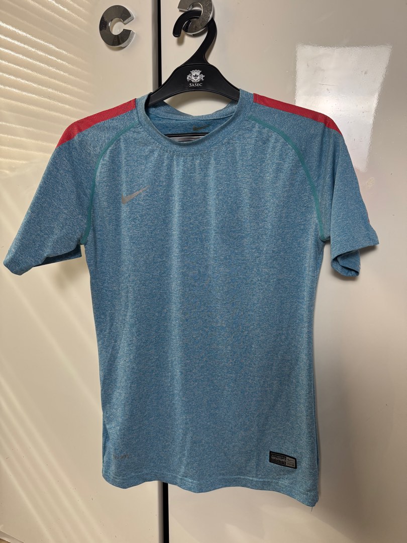 Nike Pro Combat Dri Fit Original, Olah Raga, Baju Olahraga di Carousell