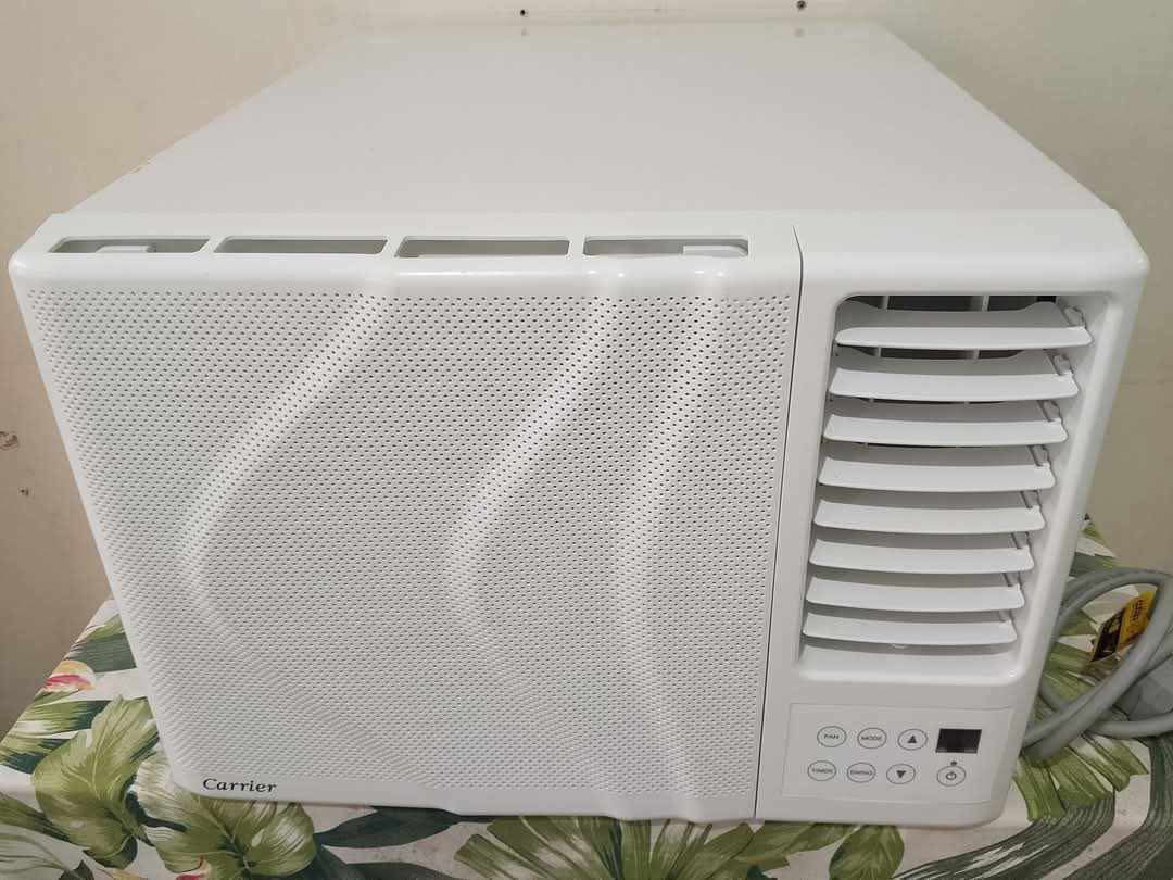 POGO PULL OUT AIRCON 4 SALE, TV & Home Appliances, Air Conditioning and ...