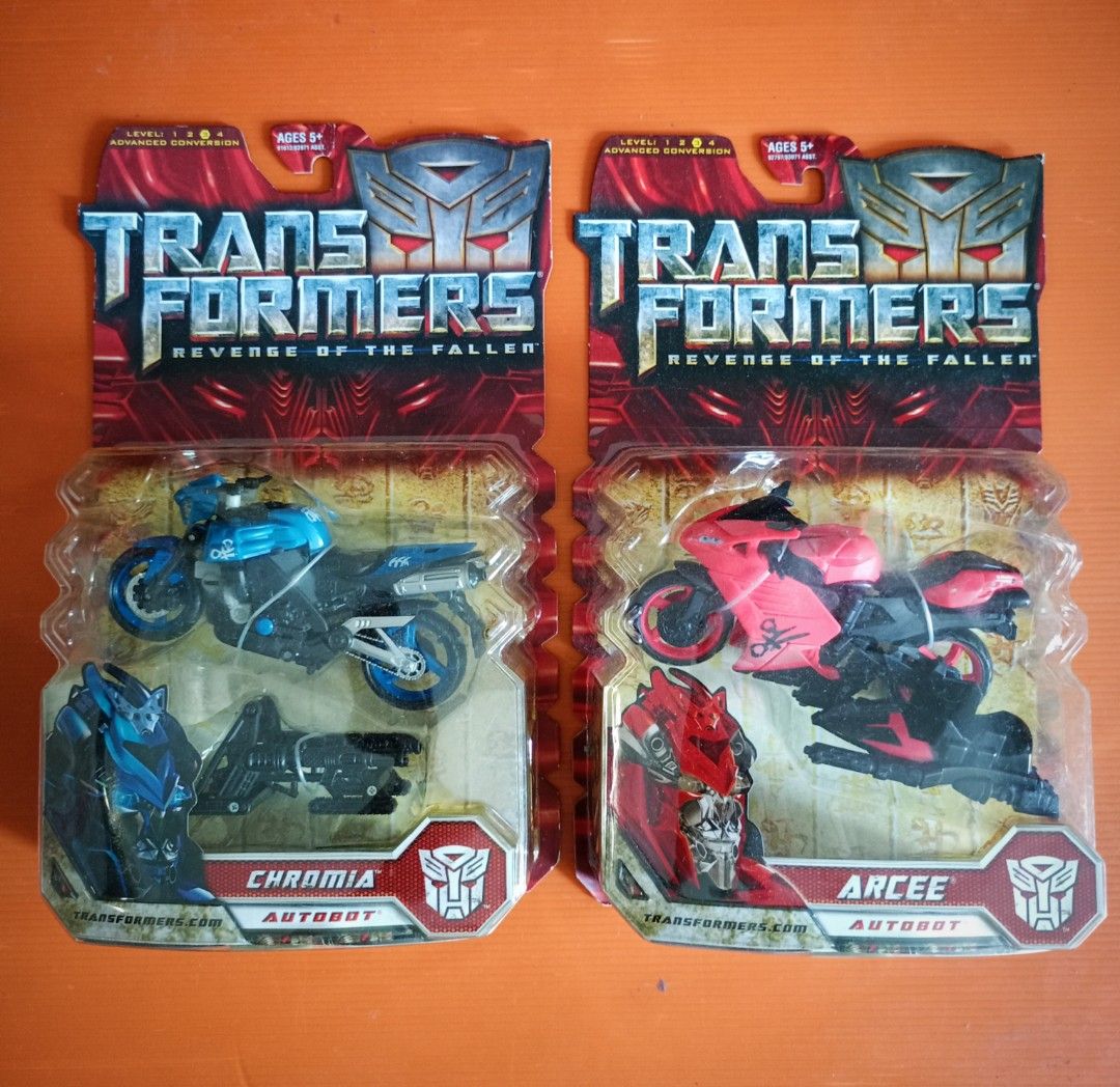 ROTF ARCEE & CHROMIA deluxe transformers toys, Hobbies & Toys, Toys ...