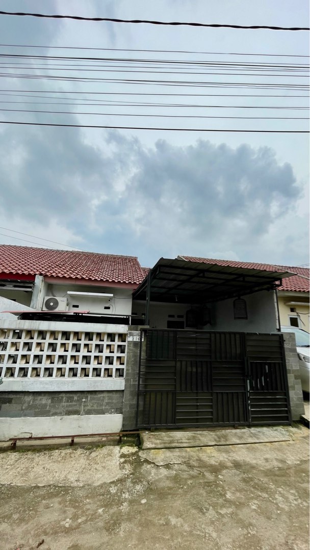 Rumah Take Over Depok, Properti, Dijual di Carousell