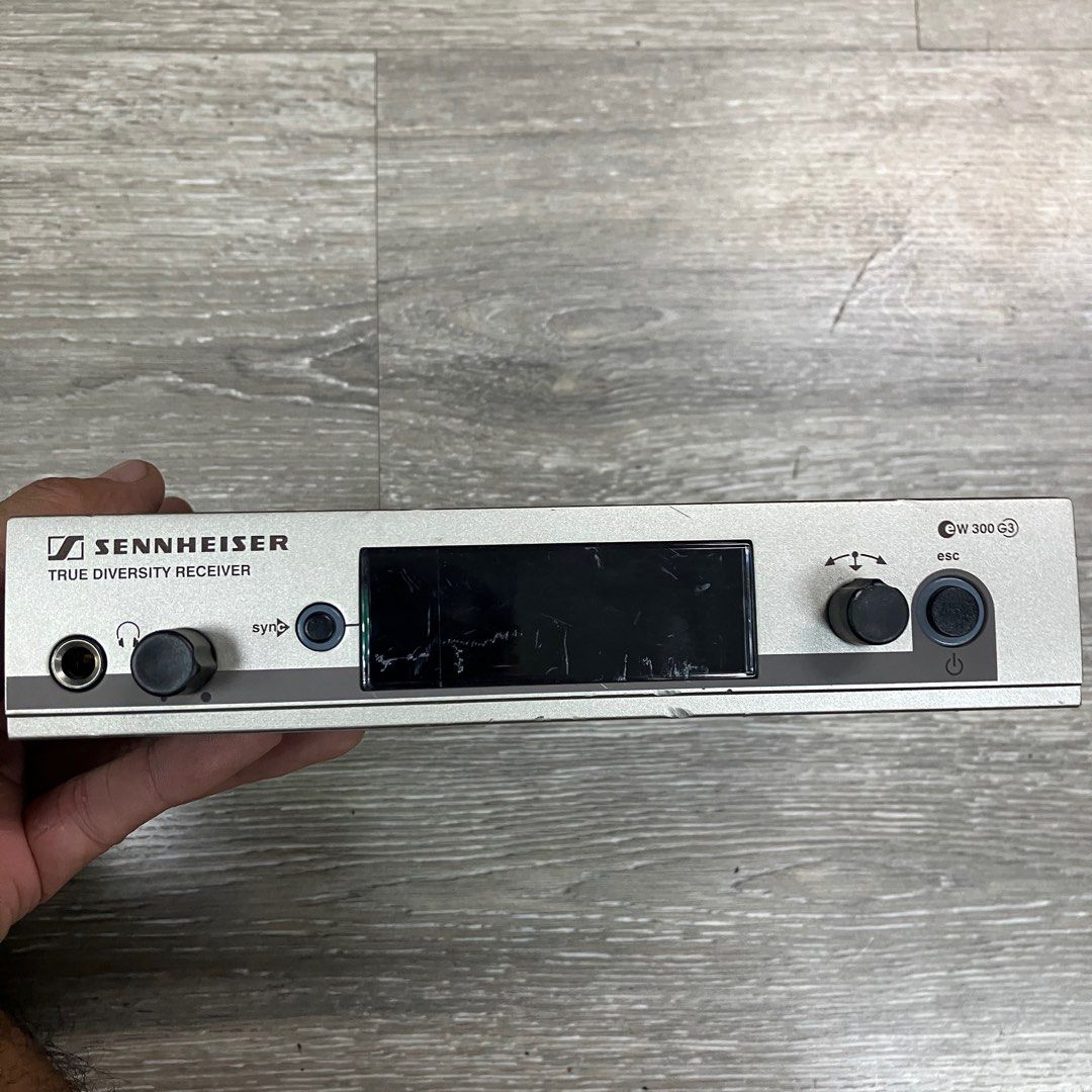 Sennheiser EW 300 G3 True Diversity Receiver Freq. A 566-608 MHz ...