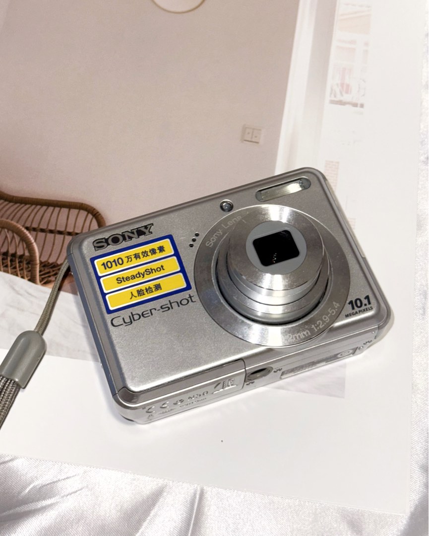 Sony Cybershot DSC-S930 (ccd/ digicam), Photography, Cameras on Carousell
