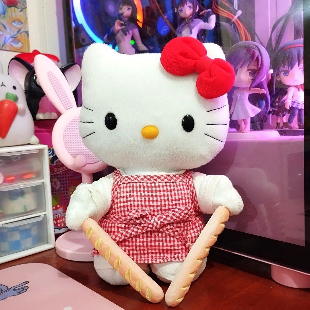 Vintage Hello Kitty Baker with Baguette Bread Stuffed Plush Toy (READ ...