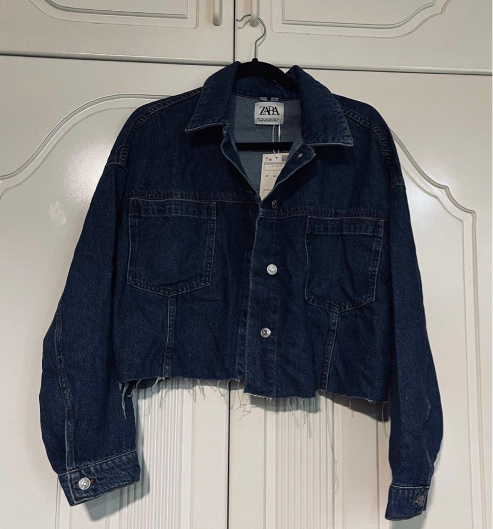 Zara denim oversized cropped jacket, Women's Fashion, Coats, Jackets ...