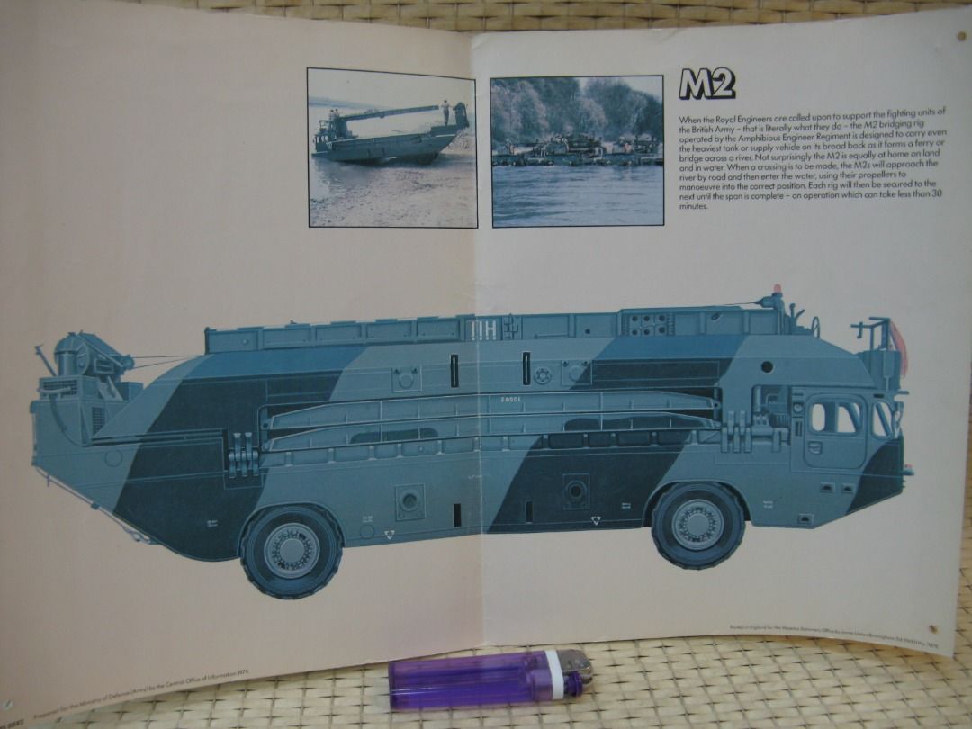 英國陸軍 - 皇家工程兵團 - "M2 Amphibious Bridging / M2兩棲架橋車" 小型海報 - 狀況完好 - 實拍如圖 ...