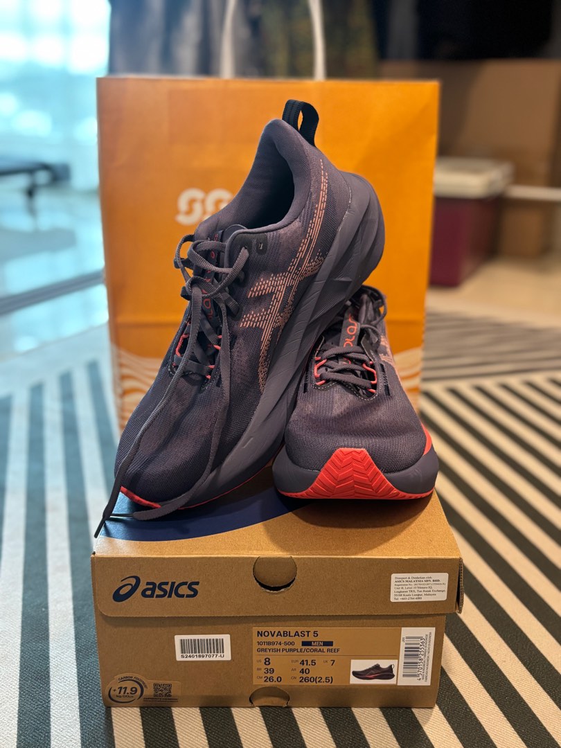 Asics Novablast 5 7UK, Women's Fashion, Footwear, Shoe inserts on Carousell