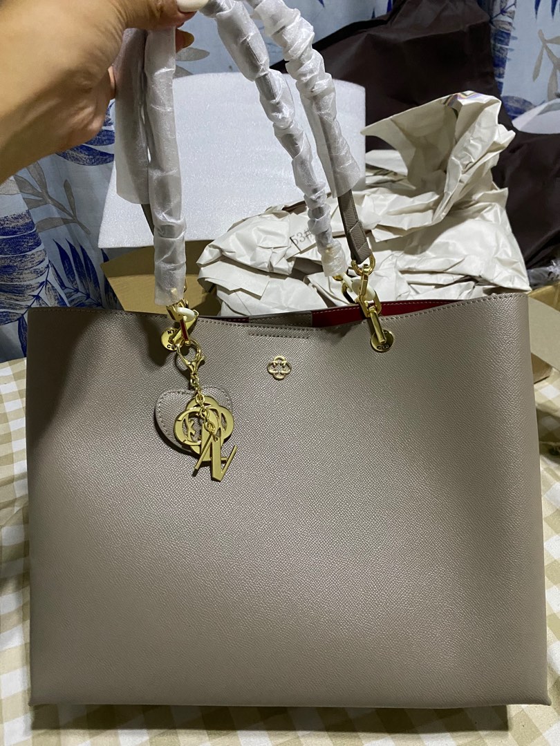 CLN Amarie Tote Bag, Women's Fashion, Bags & Wallets, Shoulder Bags on ...