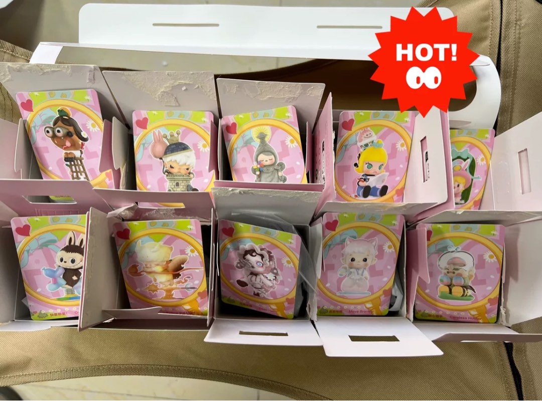 Finding mokoko labubu Hacipupu Dimoo Skullpanda Seen Her Molly Painter ...