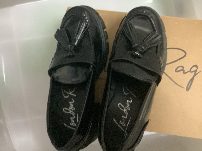 London rag, Women's Fashion, Footwear, Boots on Carousell