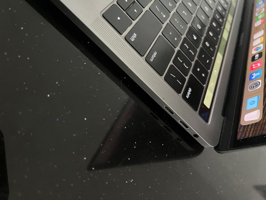 Macbook Pro 2019 || Intel core i5 || 8GB Ram || 512GB SSD || latest ...
