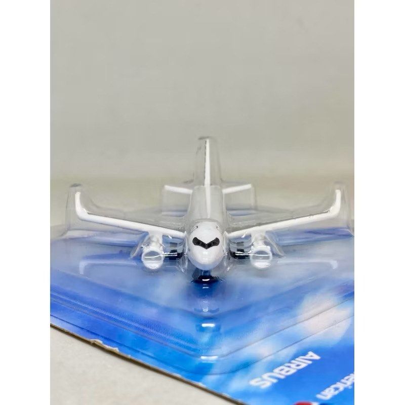 Matchbox AIRBUS A320 NEO White American Sky Busters Passenger New ...