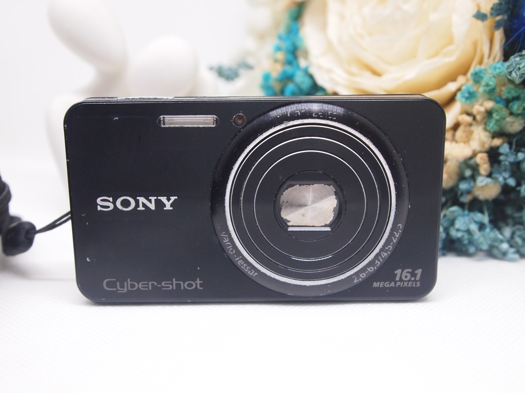 Sony cybershot dsc-w570, Photography, Cameras on Carousell